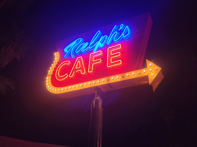 casa grande neon sign park 9