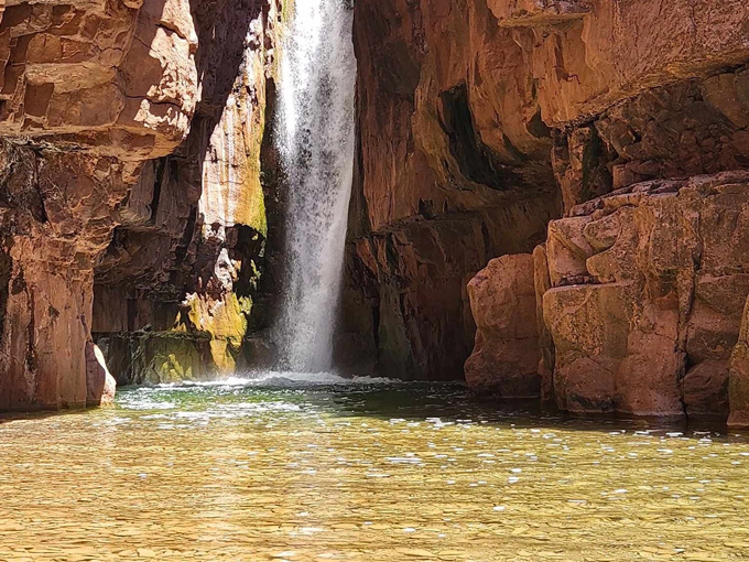 cibecue falls via cibecue creek trail 7