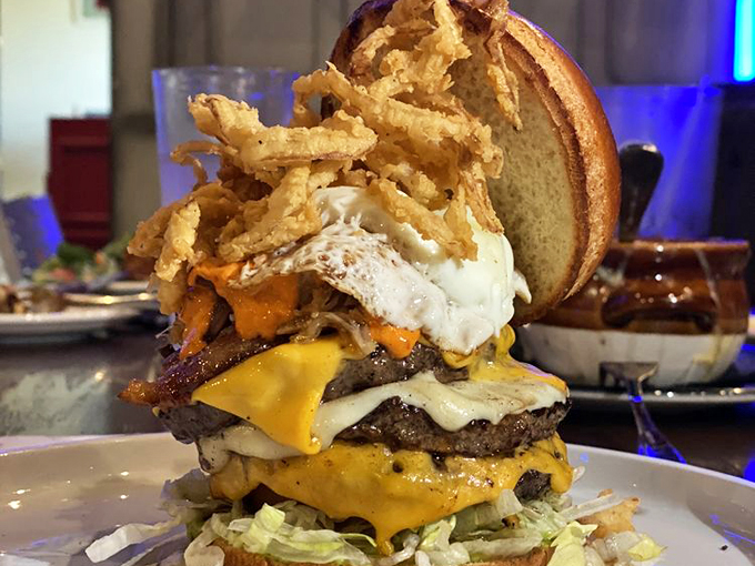 comicx restaurant bar & store 4