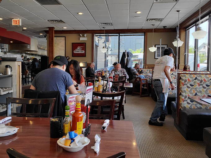 cozy corner restaurant and pancake house 8