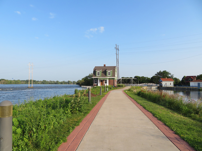 de pere, wisconsin 2