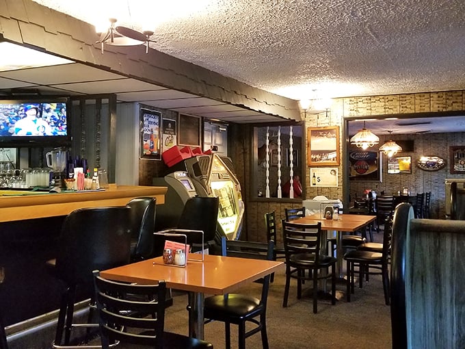 dimaggio's pizza and burgers 2