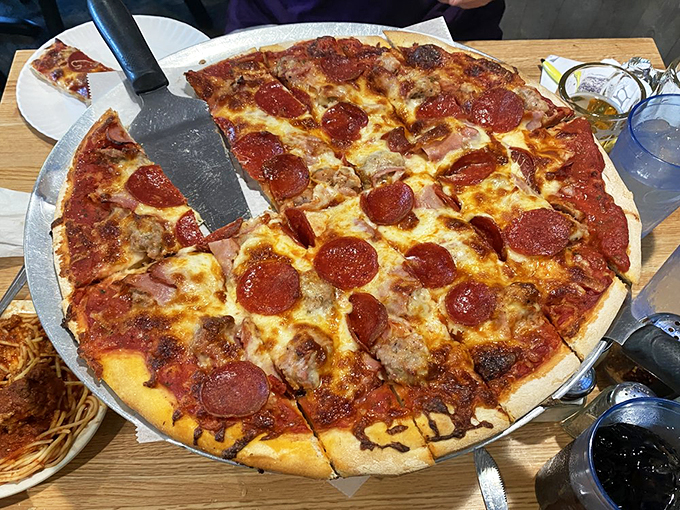 dimaggio's pizza and burgers 4