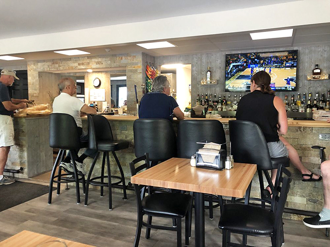 dimaggio's pizza and burgers 7