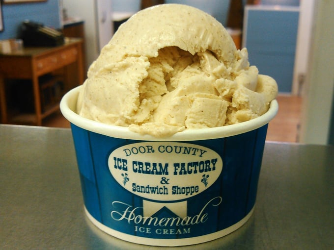 door county ice cream factory & sandwich shoppe 5