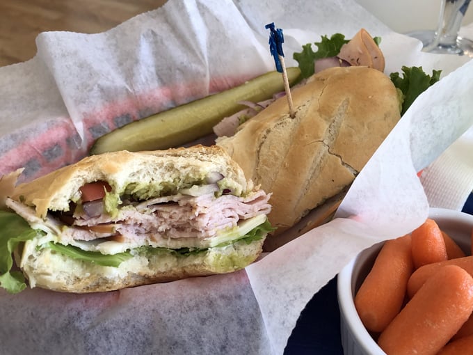 door county ice cream factory & sandwich shoppe 7