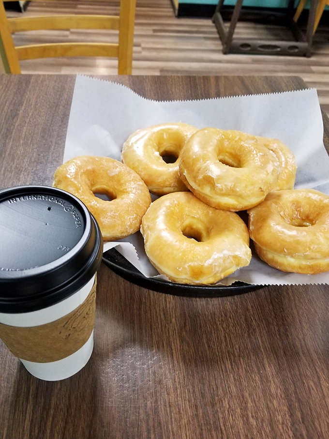 dough co. doughnuts & coffee 5