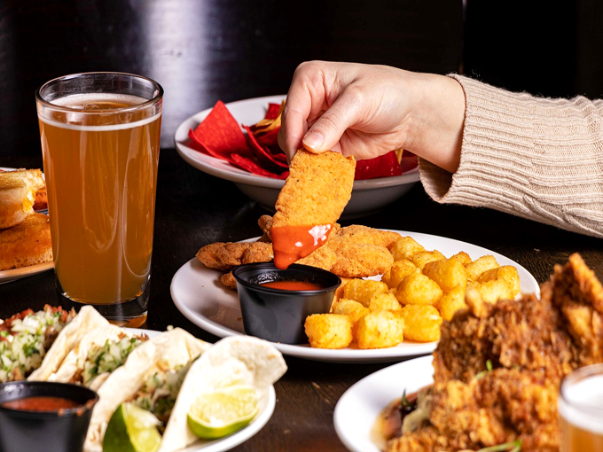 duffy's tavern and grille 2