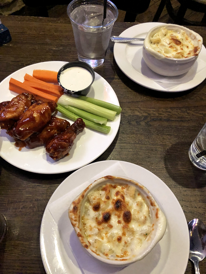 duffy's tavern and grille 3