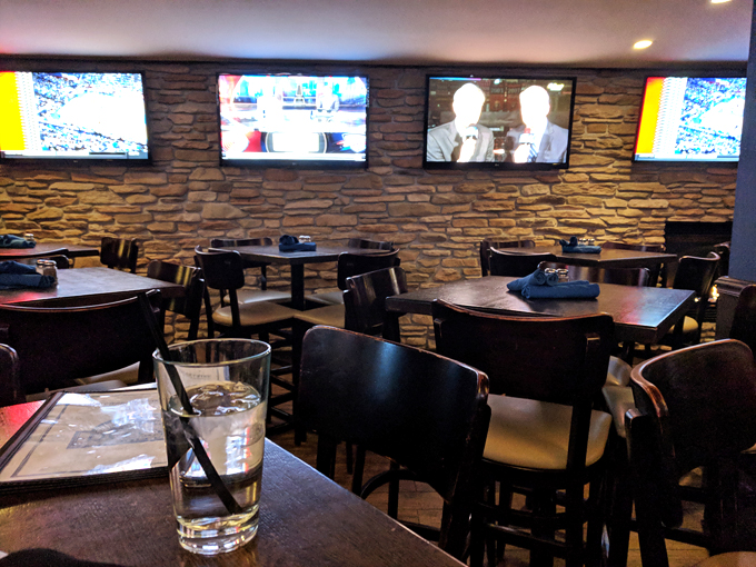 duffy's tavern and grille 5