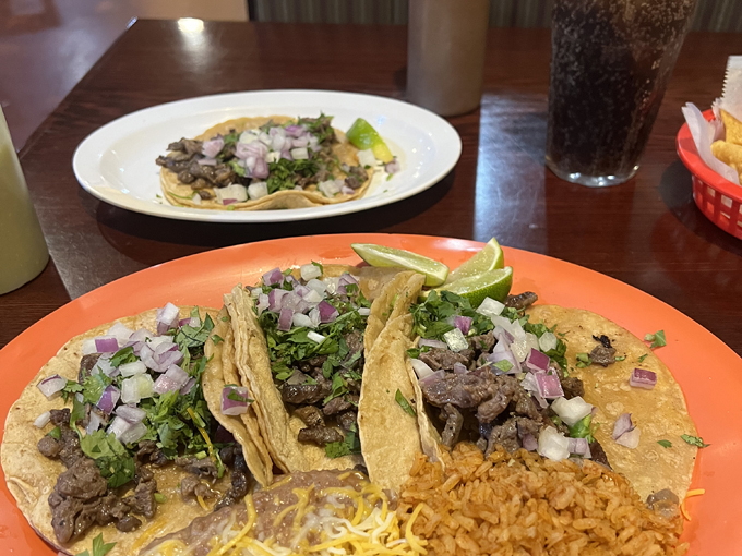 el tapatio ~ authentic mexican restaurant & bar 9