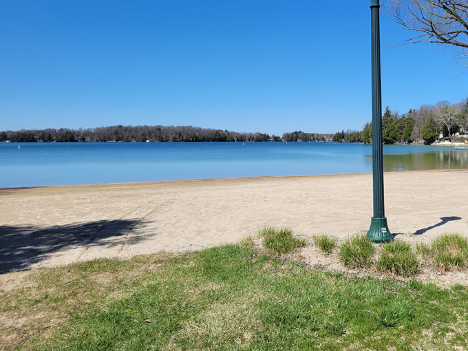 elkhart lake, wisconsin 6
