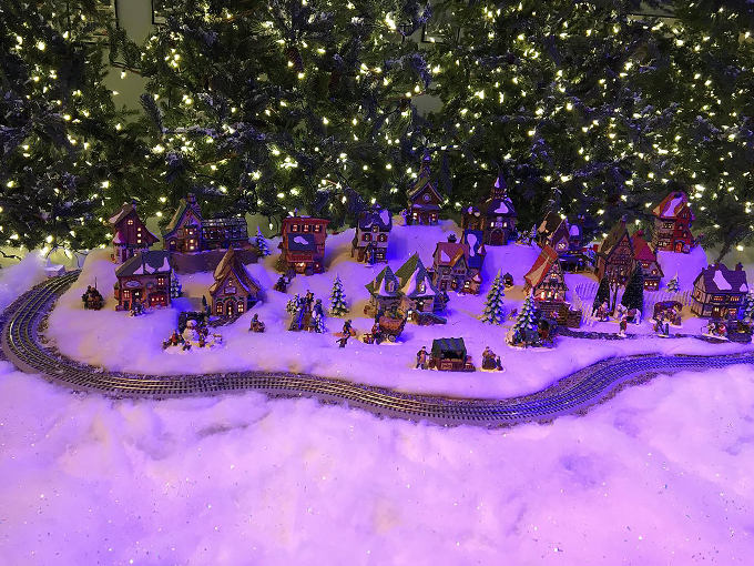 entertrainment junction 8