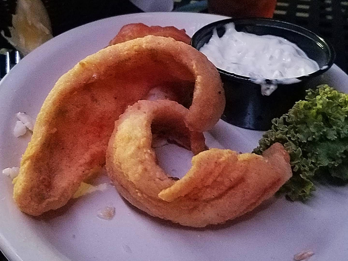 fish tales restaurant 5