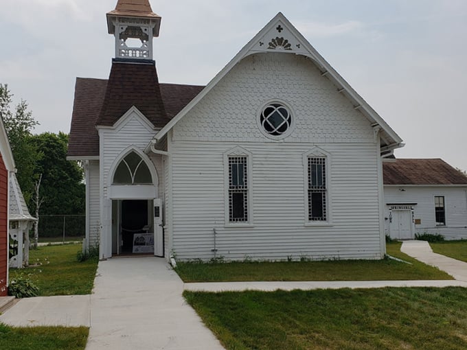 fond du lac county historical society & historic galloway 6