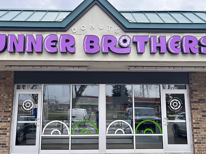 funner brothers donut company 1