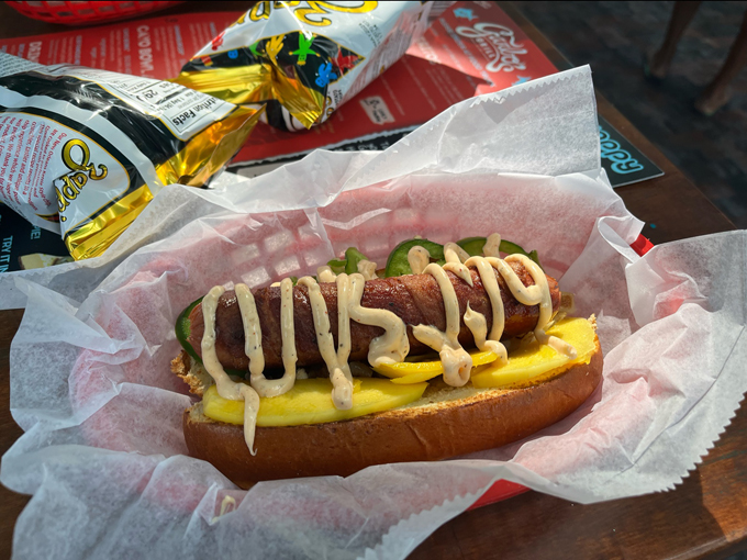 garbo's grill @ hanks! 5