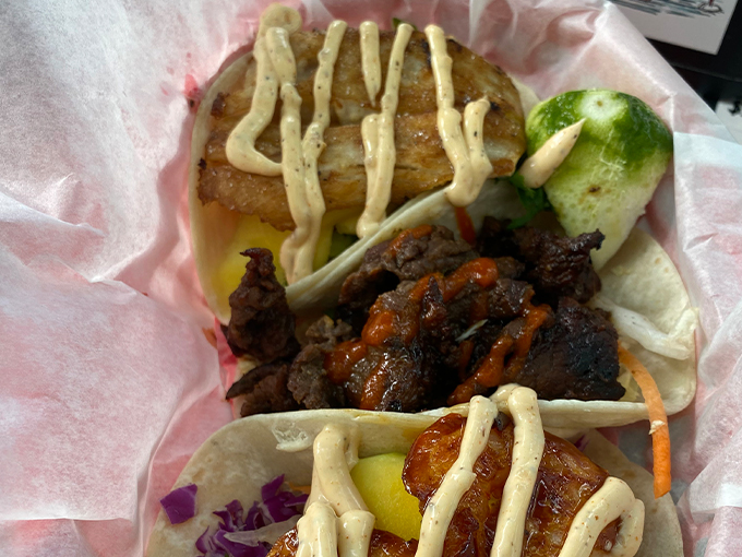 garbo's grill @ hanks! 6