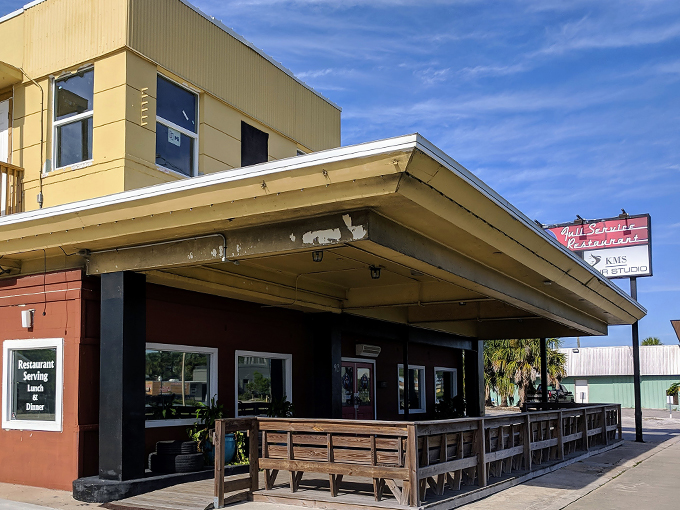 gas full service restaurant 1