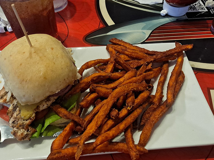 gas full service restaurant 3