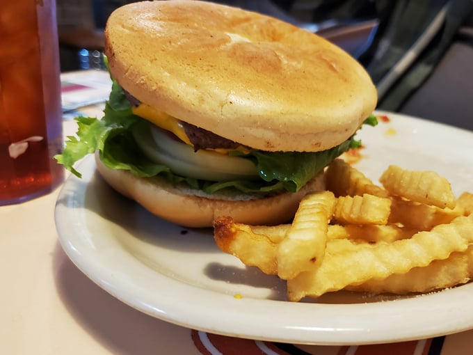 george's beechwold diner 7