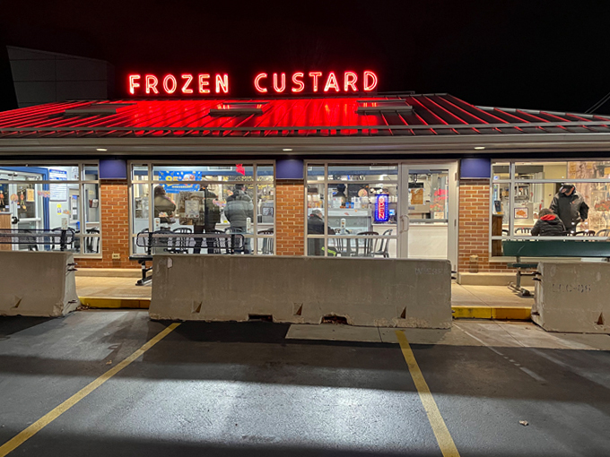 gilles frozen custard 2