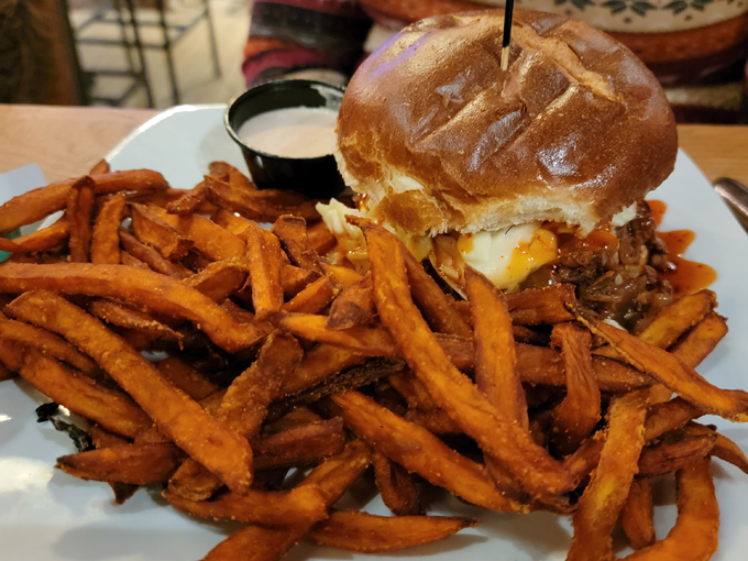 greene's pour house at the granary 6