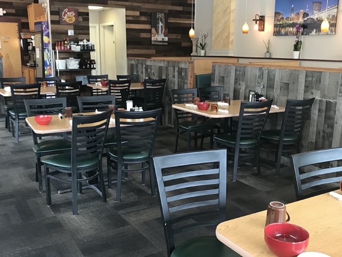 gus's diner one eight five 2