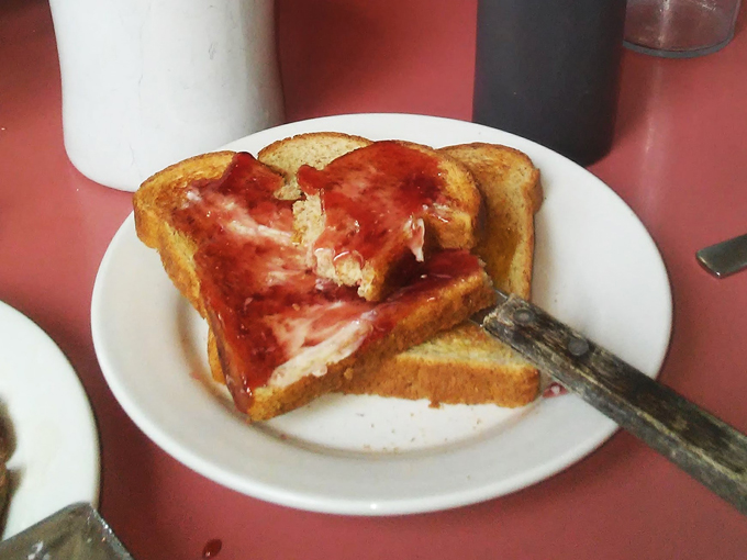 gus's diner one eight five 5