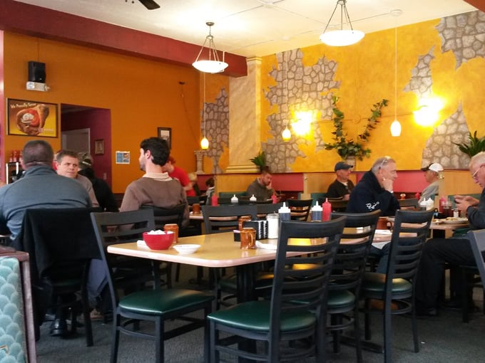 gus's diner one eight five 8