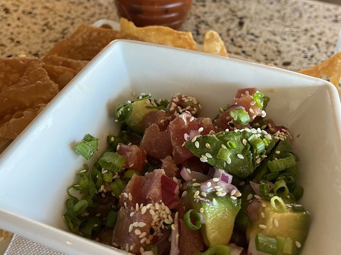 hula's modern tiki uptown 8