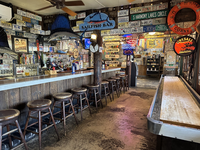 half shell raw bar 2