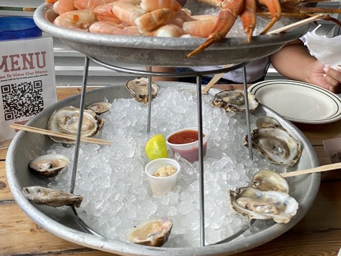 half shell raw bar 6