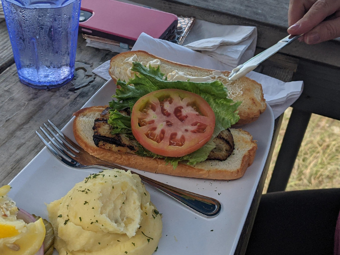 harpoon harry's beachfront restaurant 5