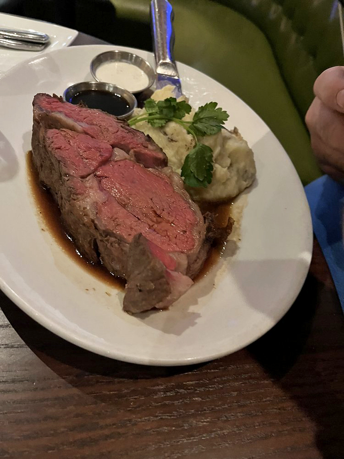 hazelwood food and drinks 3