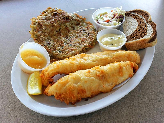 hideaway pub & eatery 2