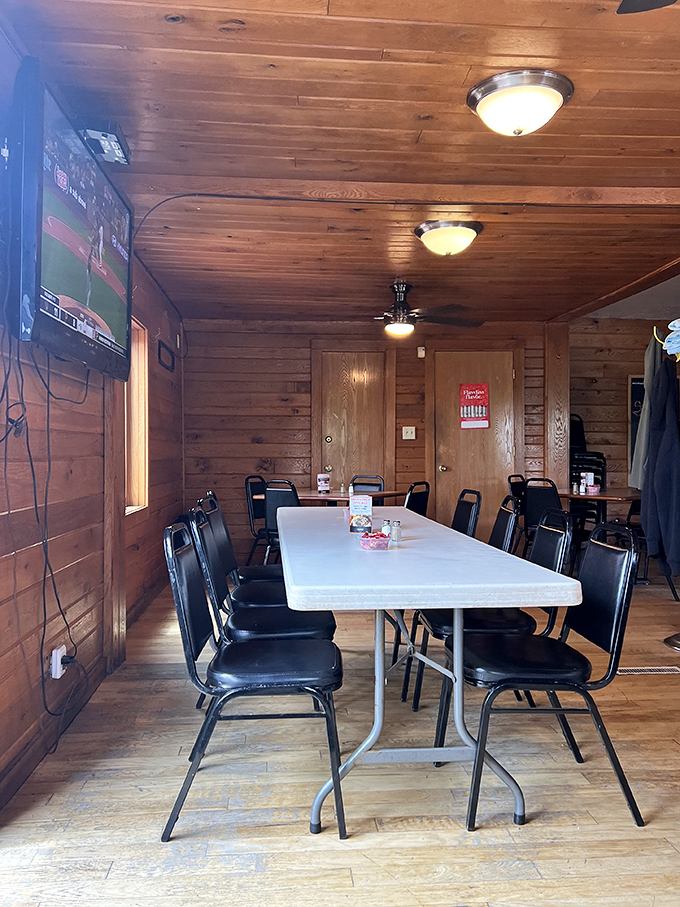 hideaway pub & eatery 2