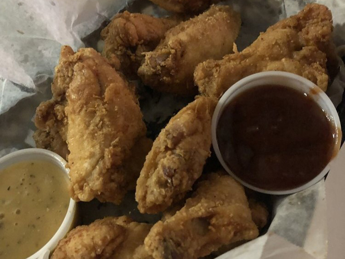 hideaway pub & eatery 3