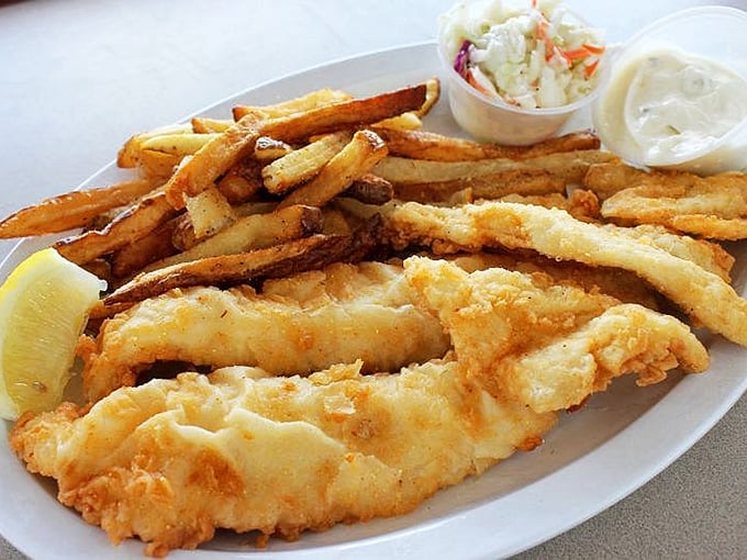 hideaway pub & eatery 4