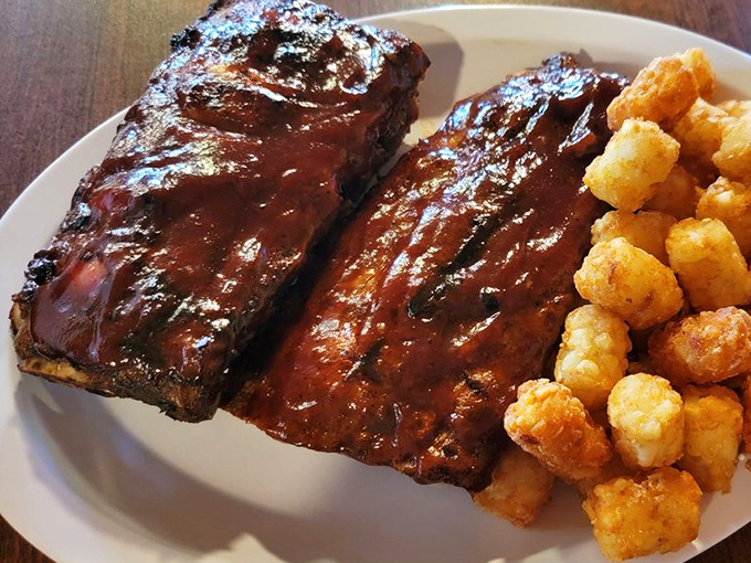 hideaway pub & eatery 7