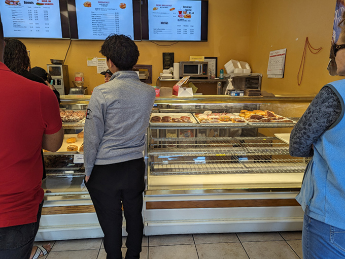 hole in one donuts 8