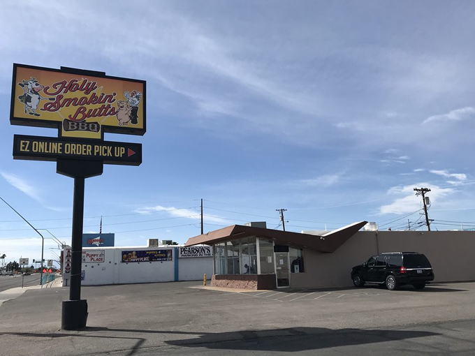 holy smokin' butts bbq 9