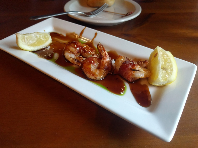 houligan's steak and seafood pub 7