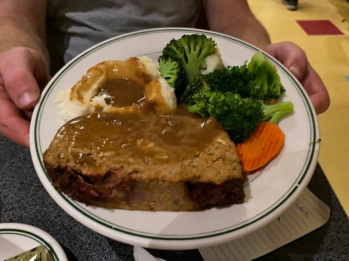 hubbard avenue diner 5