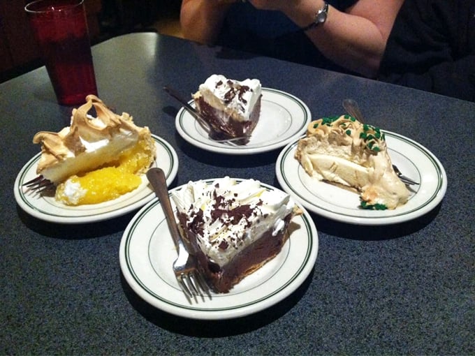 hubbard avenue diner 7