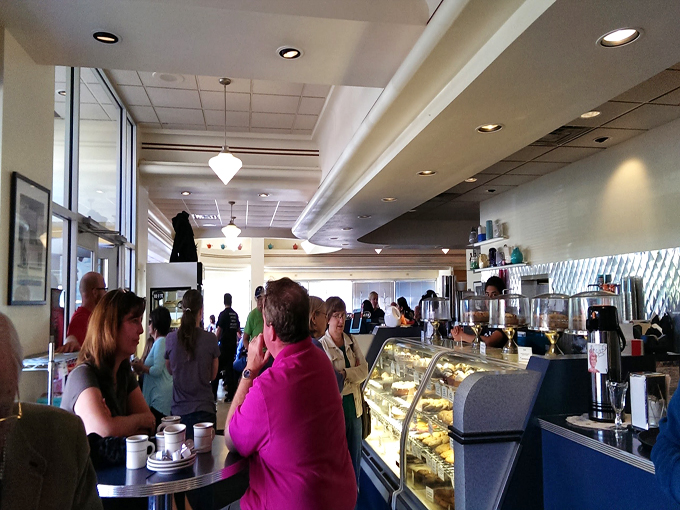 hubbard avenue diner 8