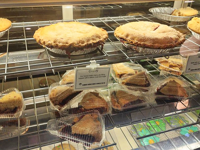 hubbard avenue diner 9