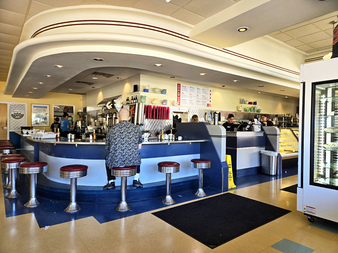 hubbard avenue diner 9