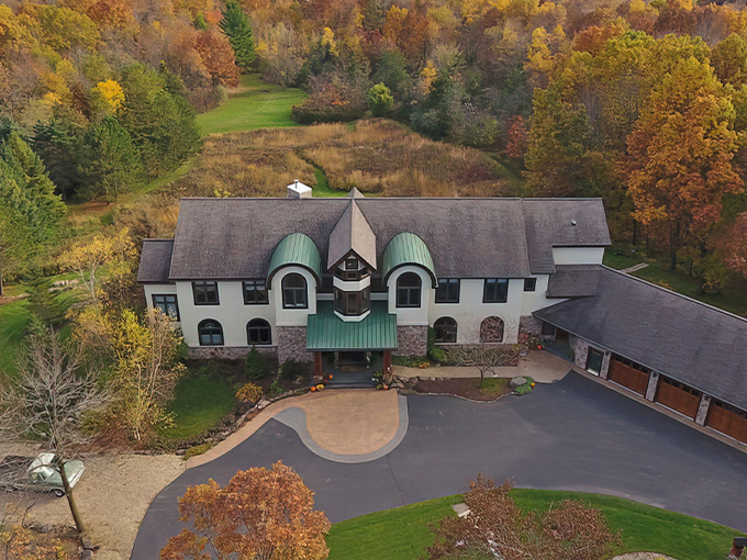 inn at wawanisee point 1