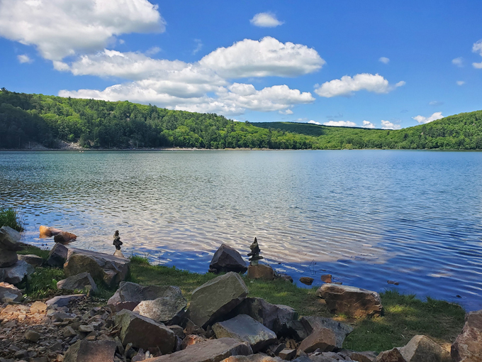 inn at wawanisee point 7